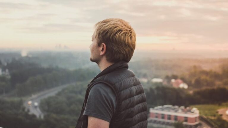 Neuroscience Says People Who Talk to Themselves Out Loud Are Actually ...