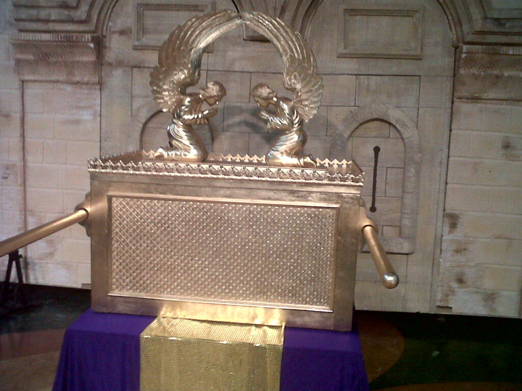 8 Theories About What Really Happened to the Ark of the Covenant ...